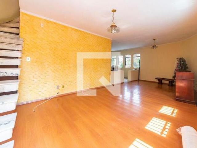 Casa à Venda Vila América, 3 Quartos, 220 m2