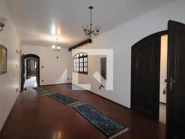Casa à Venda Vila América, 5 Quartos, 255 m2