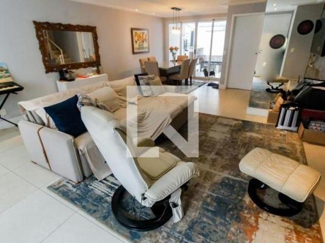 Casa à Venda Vila Andrade, 4 Quartos, 230 m² São Paulo