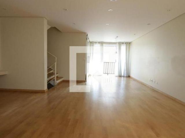 Casa à Venda Vila Andrade, 4 Quartos, 245 m2