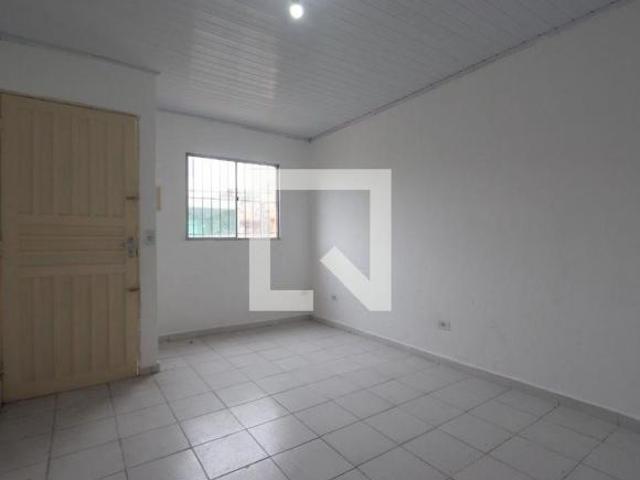 Casa à Venda Vila Antonieta, 2 Quartos, 85 m2