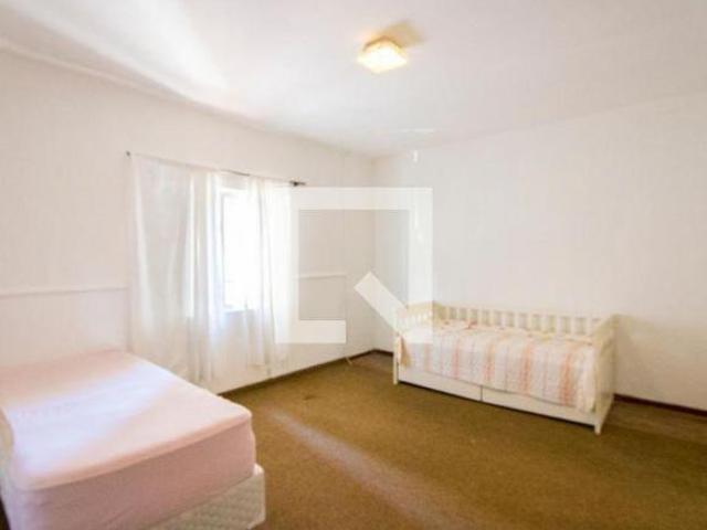 Casa à Venda Vila Assunção, 2 Quartos, 284 m2