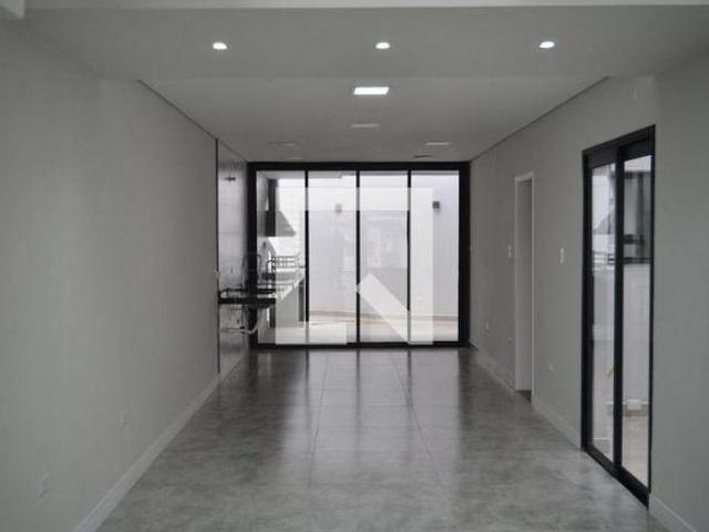 Casa à Venda Vila Assunção, 3 Quartos, 155 m2