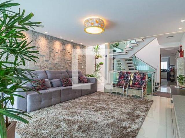 Casa à Venda Vila Assunção, 3 Quartos, 195 m2