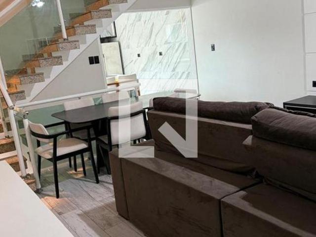 Casa à Venda Vila Assunção, 3 Quartos, 210 m2