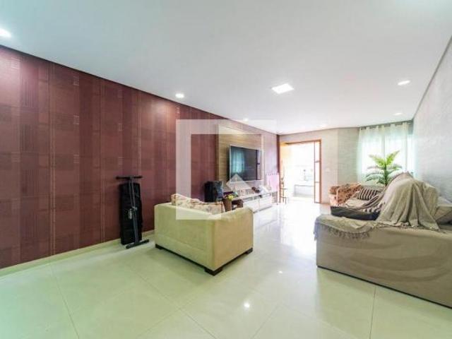 Casa à Venda Vila Assunção, 3 Quartos, 250 m2