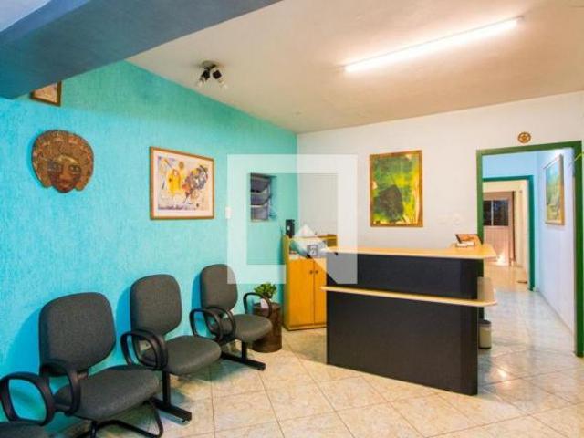 Casa à Venda Vila Assunção, 3 Quartos, 268 m2