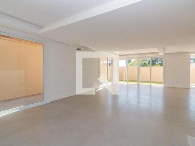 Casa à Venda Vila Assunção, 3 Quartos, 270 m² Porto Alegre