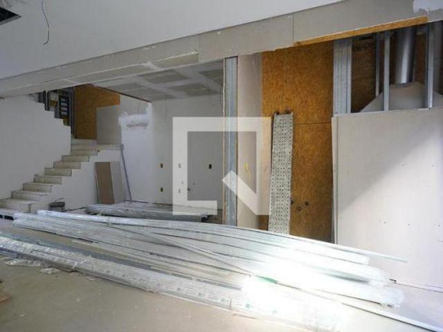 Casa à Venda Vila Assunção, 4 Quartos, 300 m² Porto Alegre