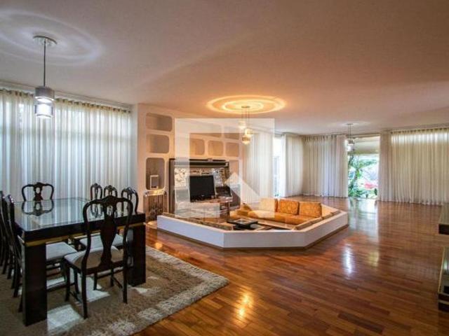 Casa à Venda Vila Assunção, 5 Quartos, 459 m2