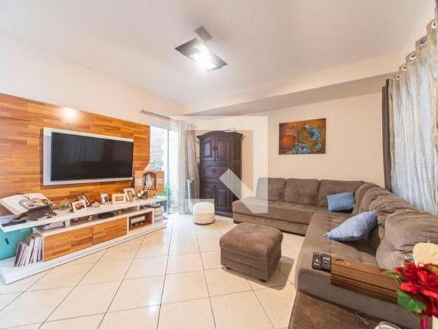 Casa à Venda Vila Assunção, 5 Quartos, 240 m2