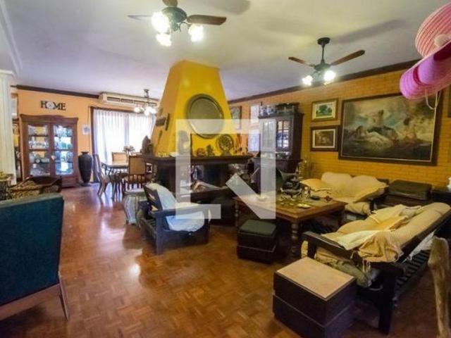 Casa à Venda Vila Assunção, 6 Quartos, 607 m² Porto Alegre