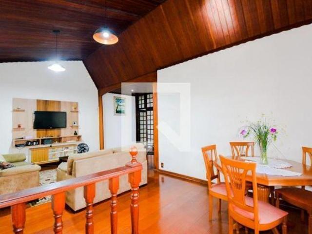 Casa à Venda Vila Augusta, 4 Quartos, 230 m² Guarulhos