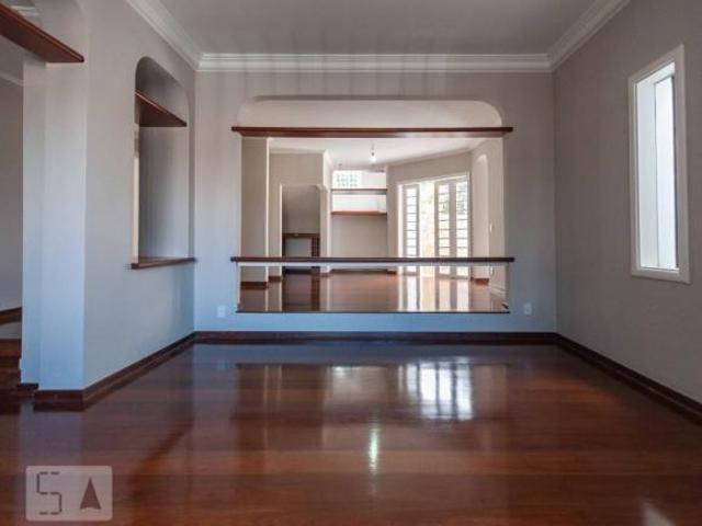 Casa à Venda Vila Brandina, 4 Quartos, 300 m2