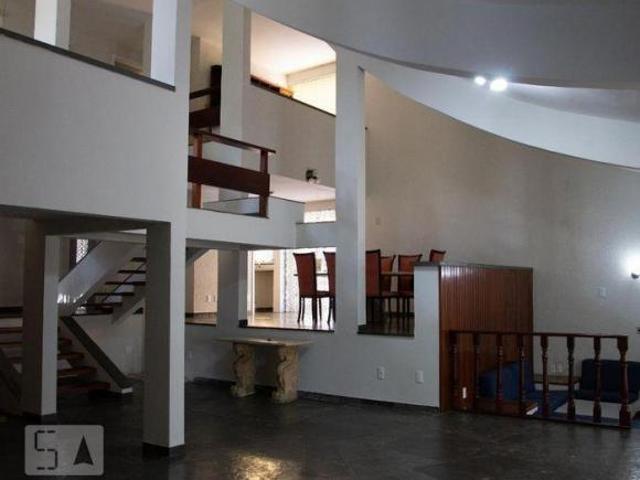 Casa à Venda Vila Brandina, 4 Quartos, 600 m2