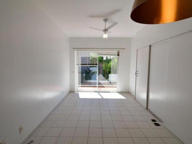 Casa à Venda Vila Brandina, 1 Quarto, 62 m2