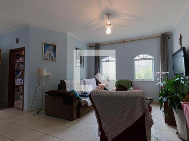Casa à Venda Vila Brandina, 3 Quartos, 220 m2