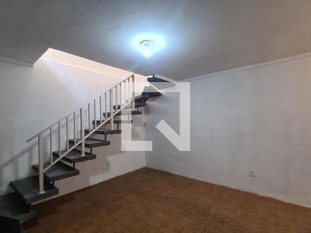 Casa à Venda Vila Califórnia, 2 Quartos, 131 m² São Paulo