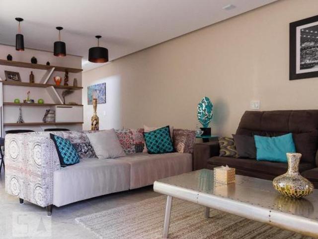 Casa à Venda Vila Califórnia, 3 Quartos, 250 m² São Paulo