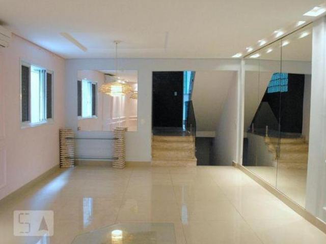 Casa à Venda Vila Califórnia, 4 Quartos, 252 m² São Paulo