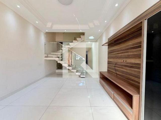 Casa à Venda Vila Carmosina, 3 Quartos, 140 m² São Paulo