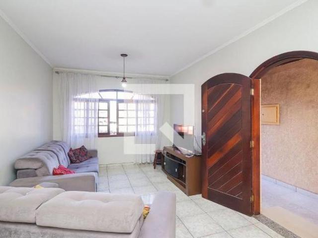 Casa à Venda Vila Carmosina, 3 Quartos, 150 m2