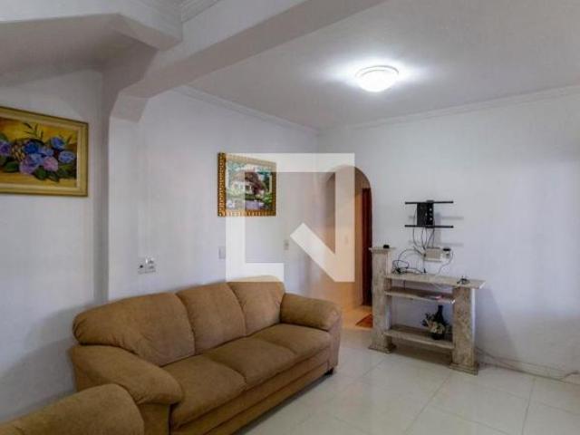 Casa à Venda Vila Carmosina, 3 Quartos, 300 m2