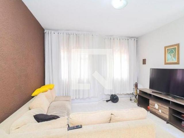 Casa à Venda Vila Carmosina, 4 Quartos, 270 m² São Paulo
