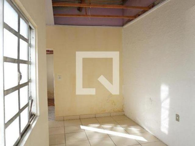 Casa à Venda Vila Carmosina, 6 Quartos, 226 m² São Paulo