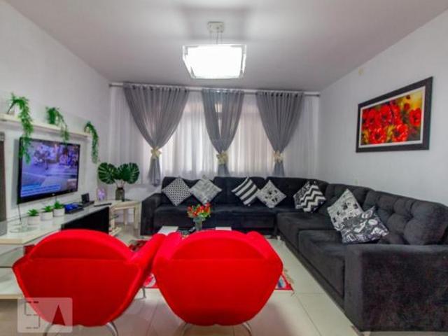 Casa à Venda Vila Carrão, 3 Quartos, 150 m2