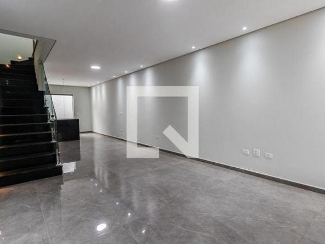 Casa à Venda Vila Carrão, 3 Quartos, 160 m² São Paulo