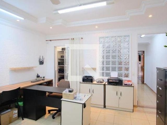 Casa à Venda Vila Carrão, 3 Quartos, 180 m2