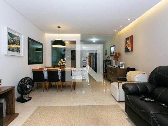 Casa à Venda Vila Carrão, 3 Quartos, 180 m2
