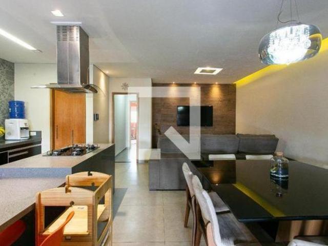 Casa à Venda Vila Carrão, 3 Quartos, 196 m² São Paulo