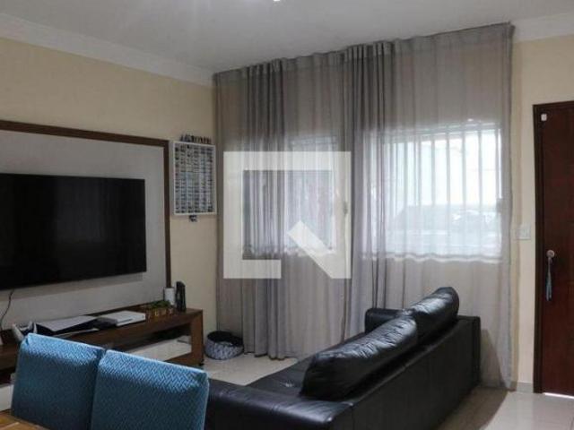 Casa à Venda Vila Carrão, 3 Quartos, 120 m² São Paulo