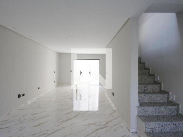 Casa à Venda Vila Carrão, 3 Quartos, 130 m² São Paulo