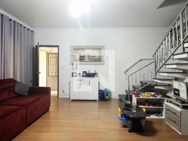Casa à Venda Vila Carrão, 3 Quartos, 240 m² São Paulo