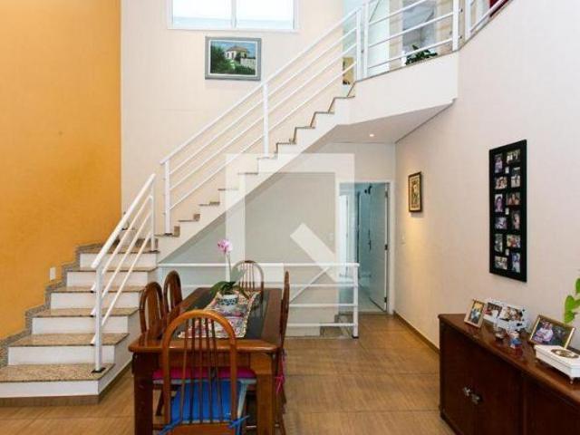 Casa à Venda Vila Carrão, 3 Quartos, 260 m² São Paulo