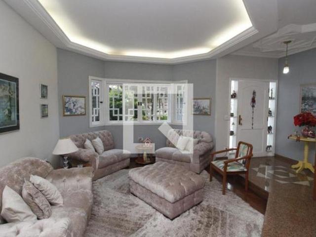 Casa à Venda Vila Carrão, 3 Quartos, 270 m2