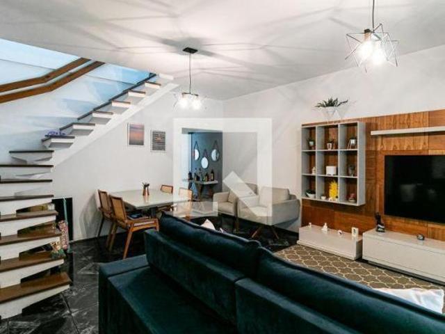 Casa à Venda Vila Carrão, 3 Quartos, 200 m2