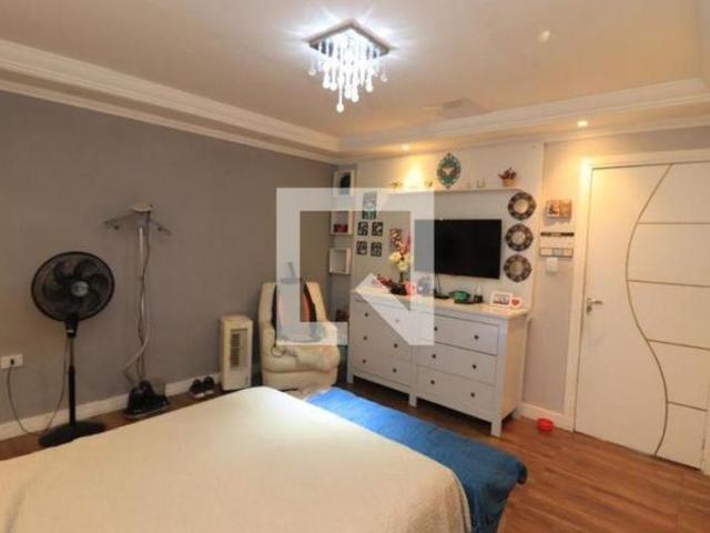 Casa à Venda Vila Carrão, 3 Quartos, 208 m2