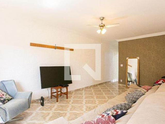 Casa à Venda Vila Carrão, 3 Quartos, 220 m2