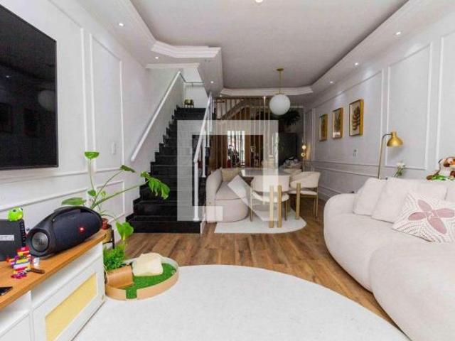 Casa à Venda Vila Carrão, 3 Quartos, 230 m2