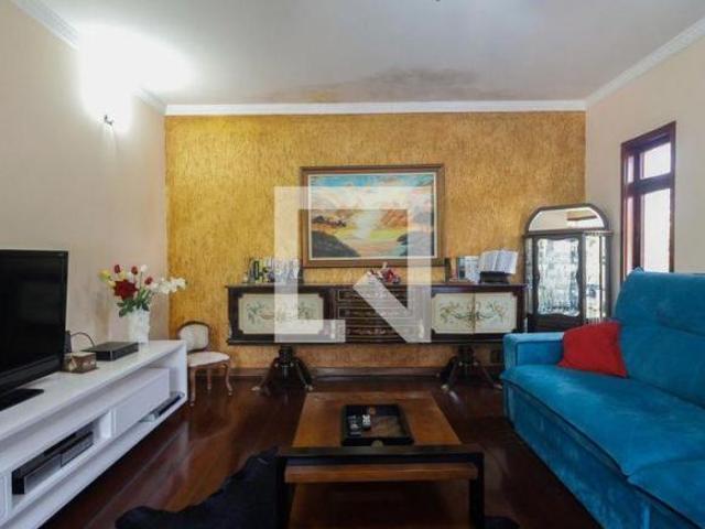 Casa à Venda Vila Carrão, 3 Quartos, 345 m² São Paulo