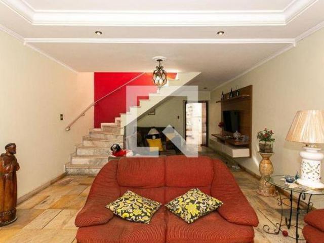 Casa à Venda Vila Carrão, 3 Quartos, 350 m² São Paulo