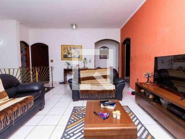 Casa à Venda Vila Carrão, 3 Quartos, 304 m² São Paulo