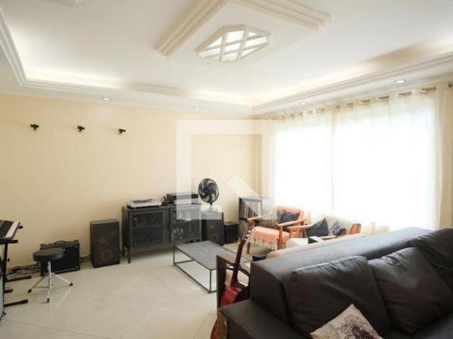 Casa à Venda Vila Carrão, 3 Quartos, 330 m² São Paulo