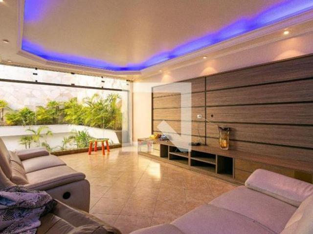 Casa à Venda Vila Carrão, 3 Quartos, 400 m2