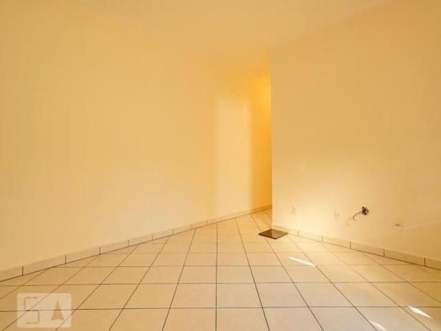 Casa à Venda Vila Carrão, 2 Quartos, 150 m2