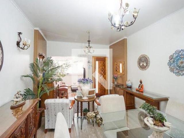 Casa à Venda Vila Carrão, 2 Quartos, 180 m² São Paulo